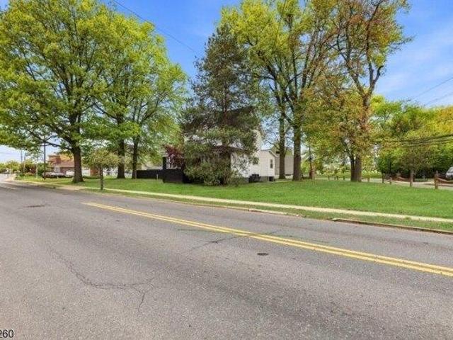 house with 5 bedroom, Belleville NJ ES104190999