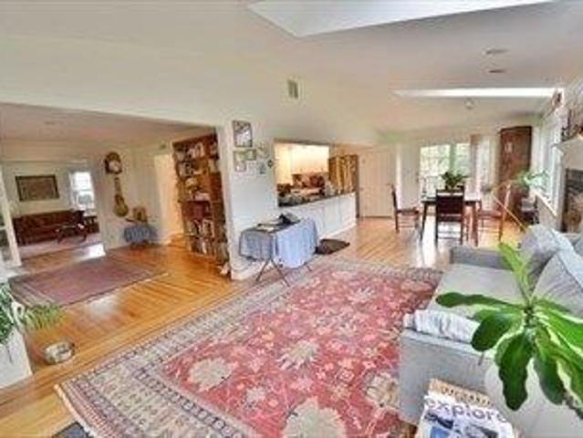 house with 5 bedroom, Belmont MA DLS102445522