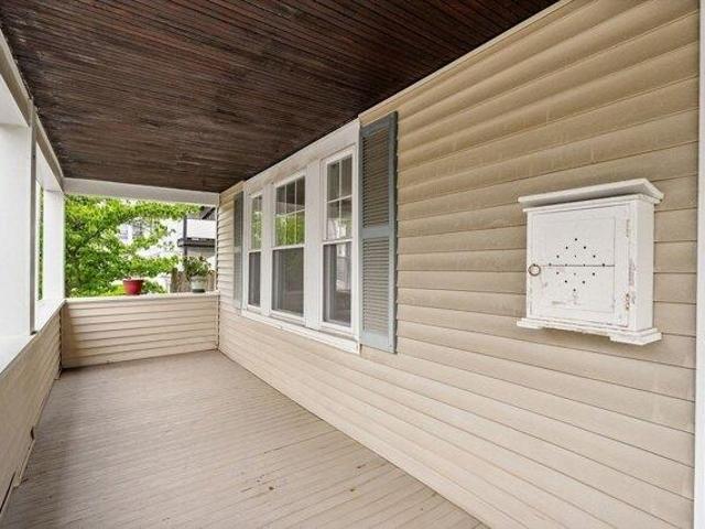 house with 5 bedroom, Belmont MA ES104078717