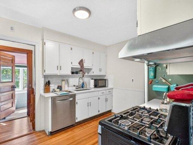 house with 5 bedroom, Belmont MA ES104571463