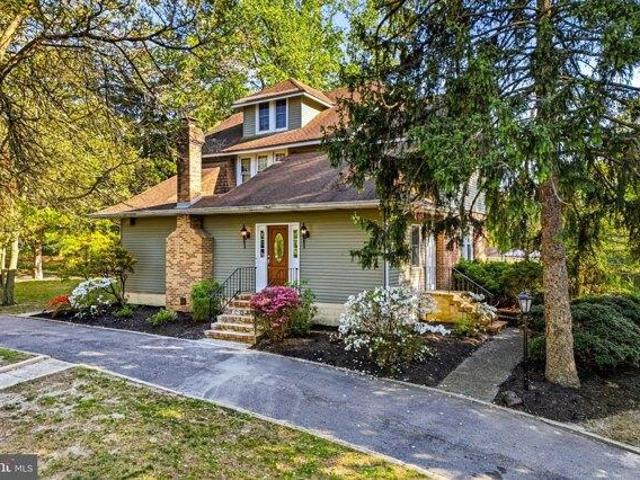 house with 5 bedroom, Berlin NJ DLS102316142
