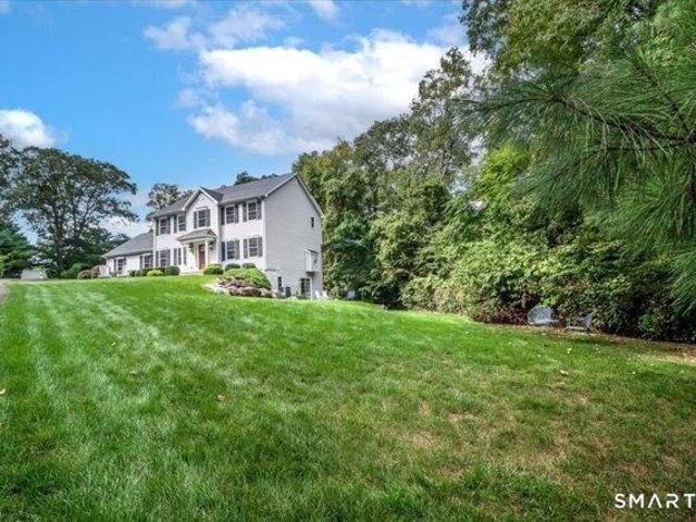 house with 5 bedroom, Bethel CT DS101897502