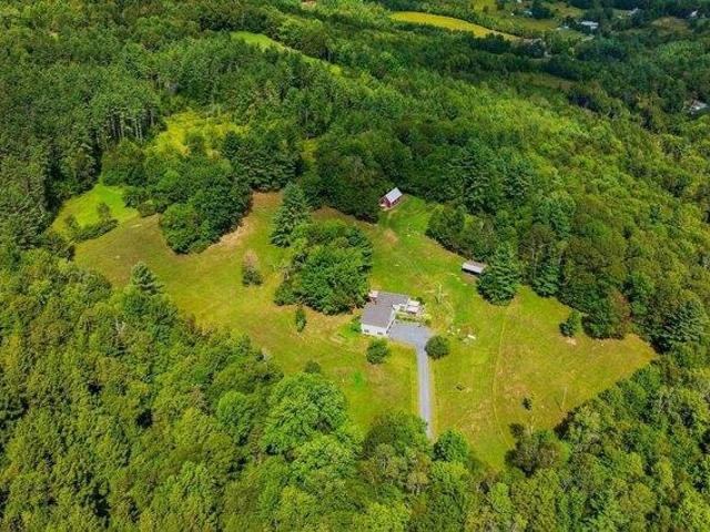house with 5 bedroom, Bethel VT DLS102728439