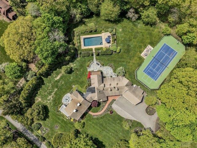 house with 5 bedroom, Beverly MA DS103808758