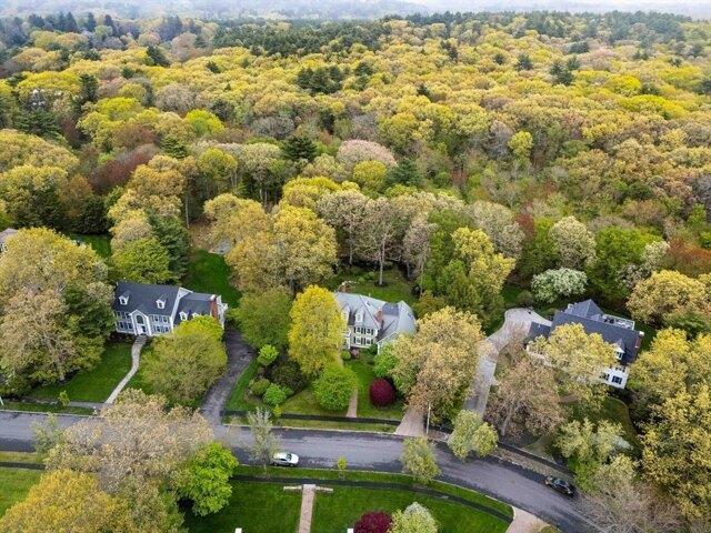 house with 5 bedroom, Beverly MA ES105205283