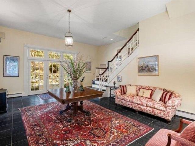 house with 5 bedroom, Beverly MA ES103850073