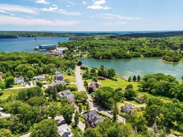 house with 5 bedroom, Boothbay ME DS103966466