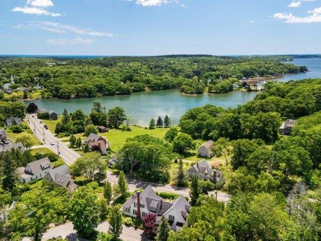 house with 5 bedroom, Boothbay ME ES104512883