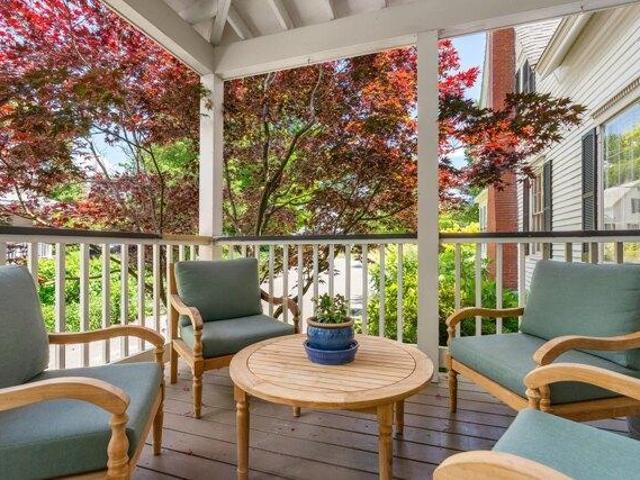 house with 5 bedroom, Boothbay ME ES105205455