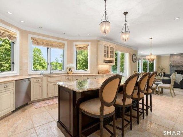 house with 5 bedroom, Bolton CT ES103159090