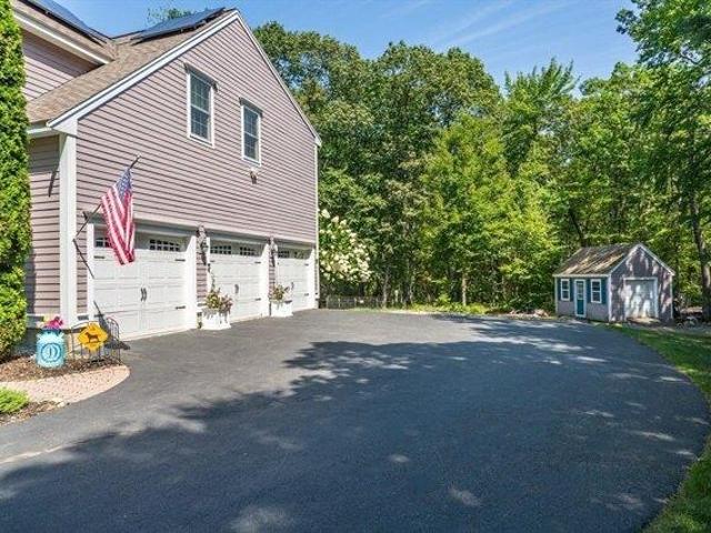 house with 5 bedroom, Bolton MA ES102962075