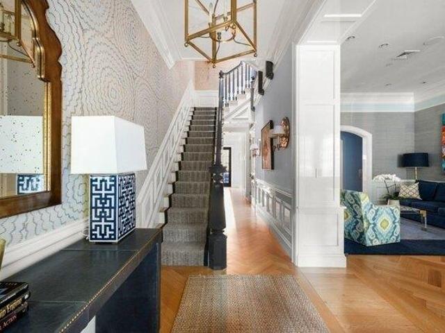 house with 5 bedroom, Boston MA DLS101958263