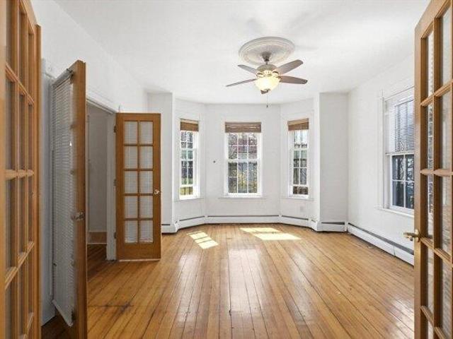 house with 5 bedroom, Boston MA DLS101999772