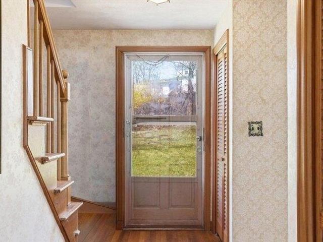 house with 5 bedroom, Boston MA DLS102118811