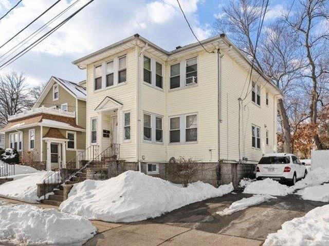 house with 5 bedroom, Boston MA DLS102344561