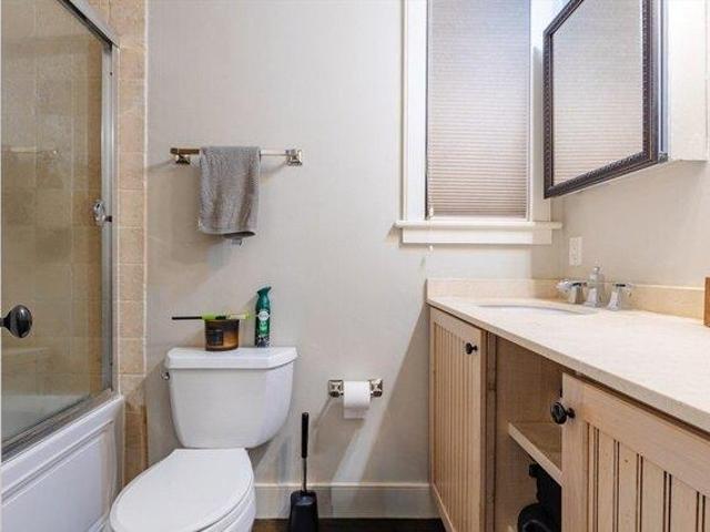 house with 5 bedroom, Boston MA DLS102584091