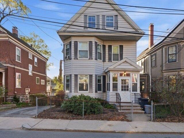 house with 5 bedroom, Boston MA DLS102960519