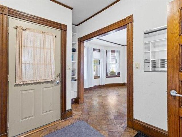house with 5 bedroom, Boston MA DS102061065