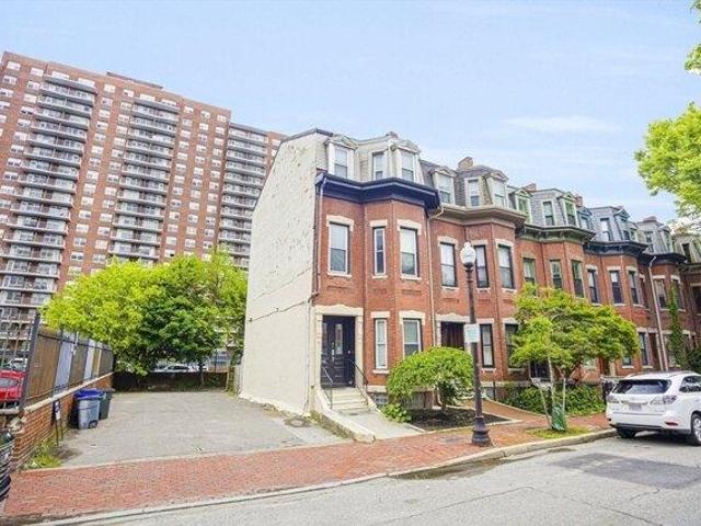 house with 5 bedroom, Boston MA DS102156184