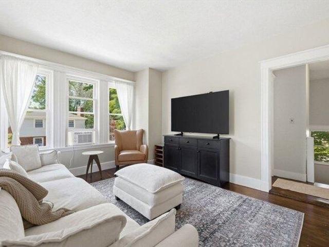 house with 5 bedroom, Boston MA ES103497684