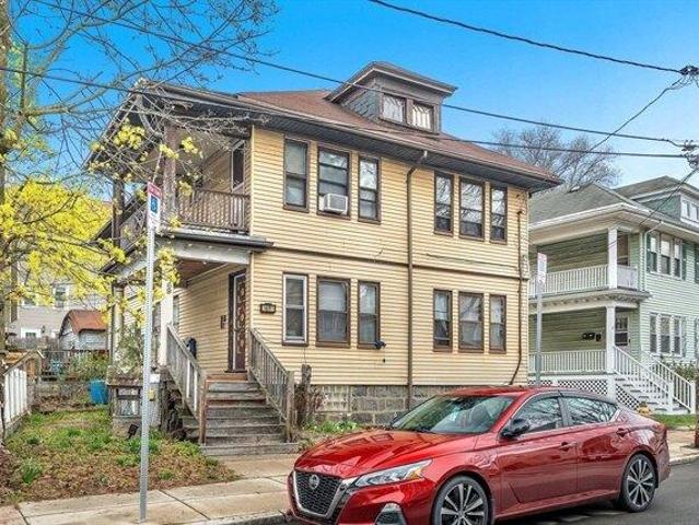 house with 5 bedroom, Boston MA ES103016486