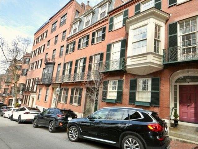 house with 5 bedroom, Boston MA ES103098472