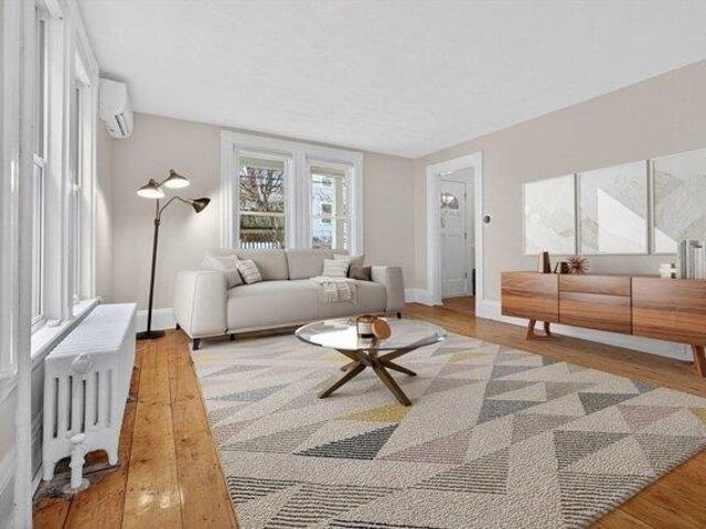 house with 5 bedroom, Boston MA ES103124576