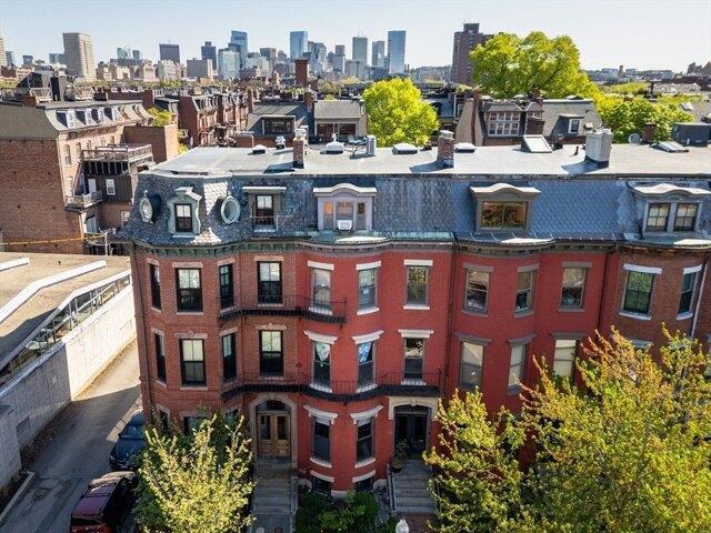 house with 5 bedroom, Boston MA ES103221740