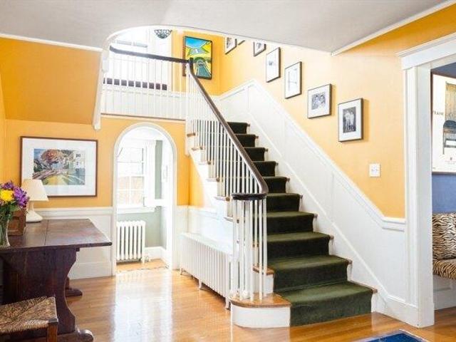 house with 5 bedroom, Boston MA ES104481094