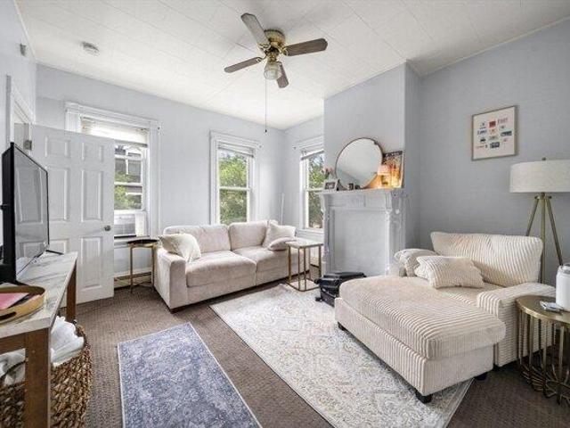 house with 5 bedroom, Boston MA ES104759040