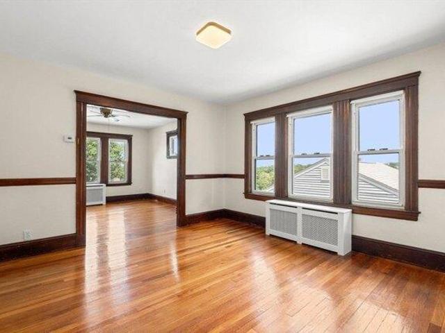 house with 5 bedroom, Boston MA ES104808616