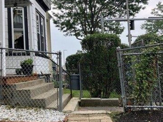 house with 5 bedroom, Boston MA ES104809685
