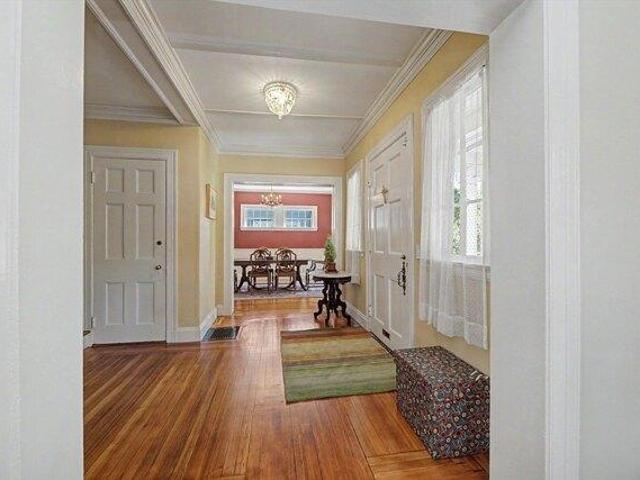 house with 5 bedroom, Boston MA ES104809192