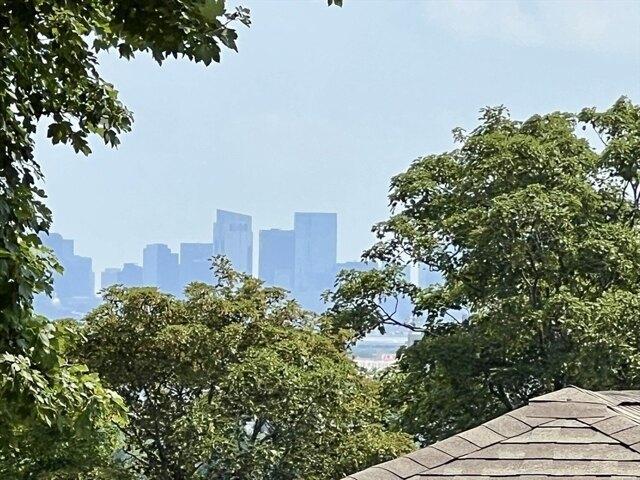 house with 5 bedroom, Boston MA ES104853267