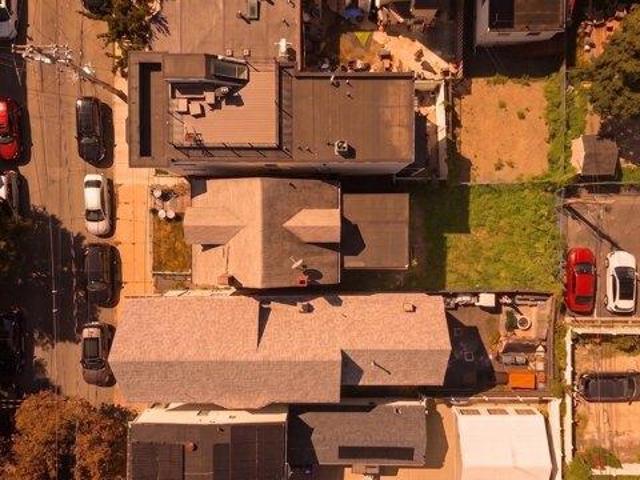 house with 5 bedroom, Boston MA ES105553208