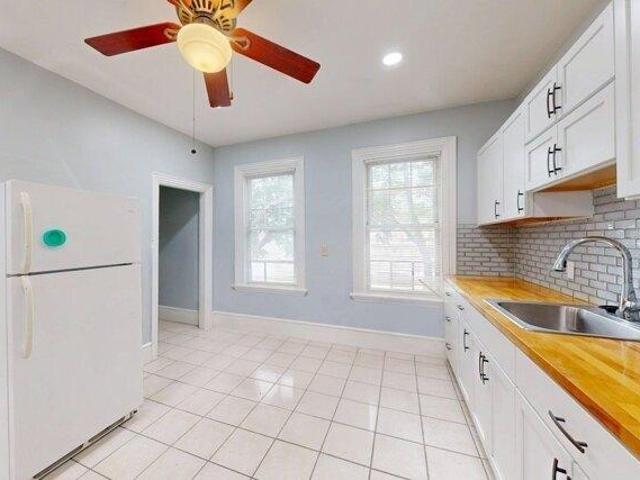 house with 5 bedroom, Boston MA ES105080067