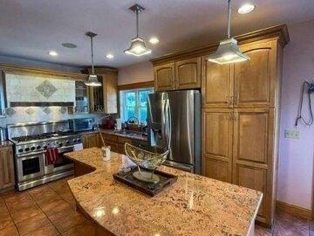 house with 5 bedroom, Boston MA ES105082791