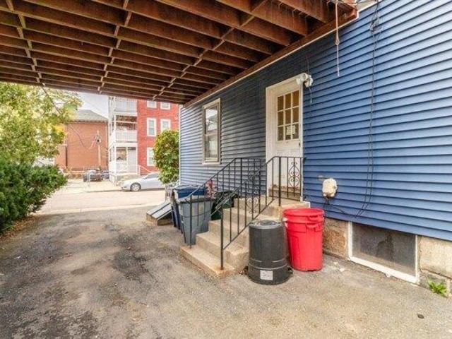 house with 5 bedroom, Boston MA ES105093436