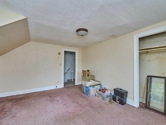 house with 5 bedroom, Boston MA ES105095408