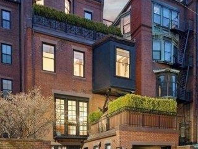house with 5 bedroom, Boston MA ES105230724