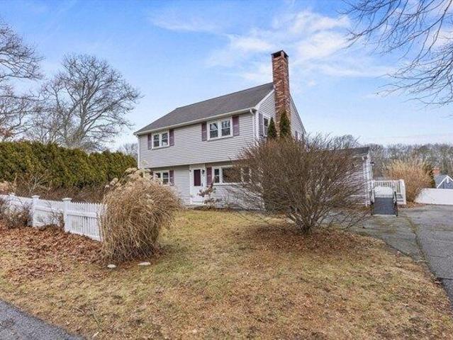 house with 5 bedroom, Bourne MA DLS102779888