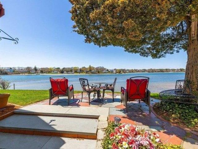 house with 5 bedroom, Bourne MA DLS102798562