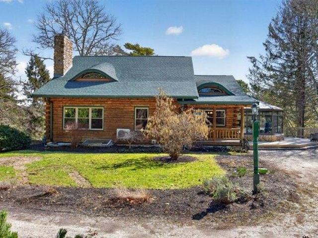house with 5 bedroom, Bourne MA DLS102826720