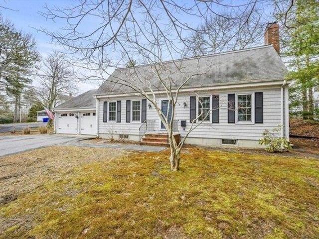 house with 5 bedroom, Bourne MA DS104295598