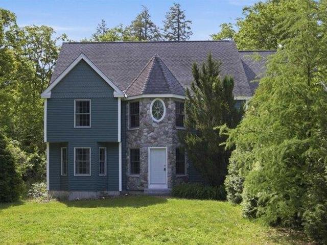 house with 5 bedroom, Bow NH DS103036588
