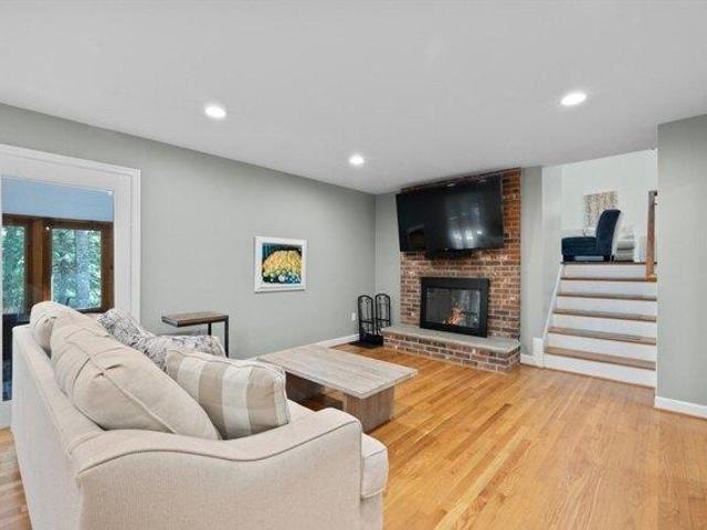 house with 5 bedroom, Boxford MA DS104116490