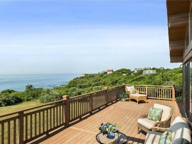 house with 5 bedroom, Block Island RI DS104234681