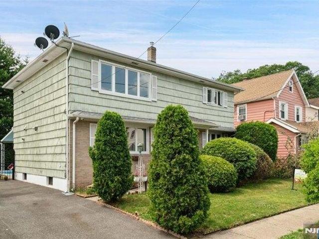 house with 5 bedroom, Bloomfield NJ DS104236961