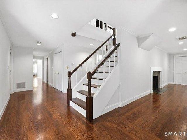house with 5 bedroom, Bloomfield CT DS103073171