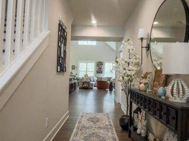 house with 5 bedroom, Bloomington IN DS92979250